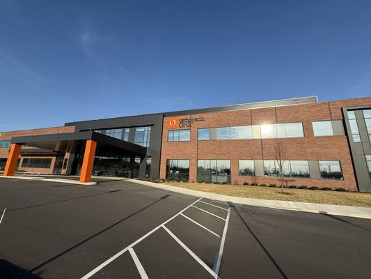 ORTHOPEDIC ONE - Updated January 2026 - 14 Photos - 605 Crescent Pl ...