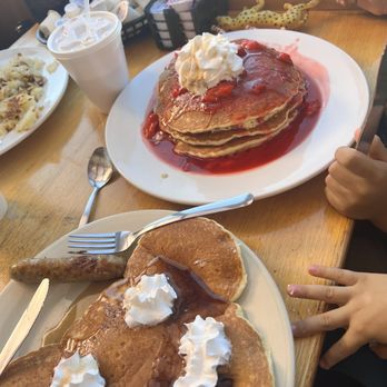 LAKESIDE CAFE - Updated August 2025 - 36 Photos & 31 Reviews - 1040 N ...