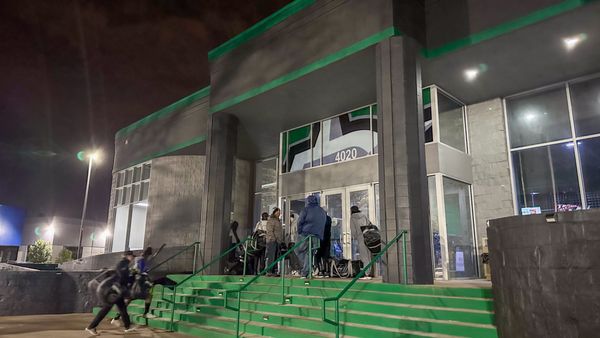 PEPPER STARCENTER - Updated October 2025 - 27 Photos & 14 Reviews ...