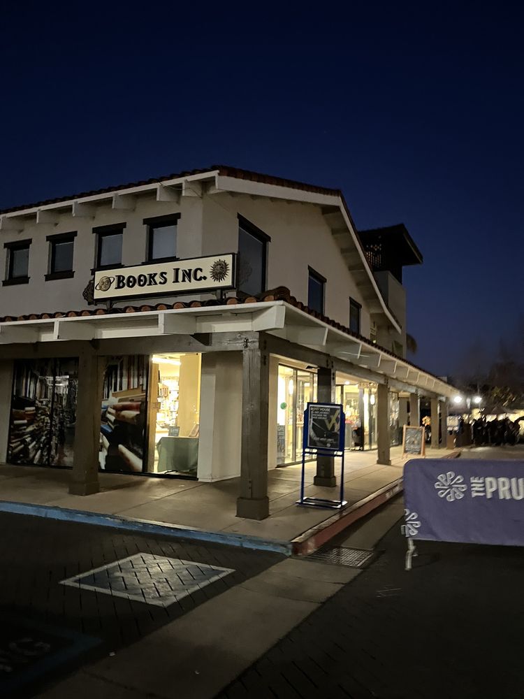 BOOKS INC. - Updated February 2025 - 123 Photos & 66 Reviews - 1875 S ...