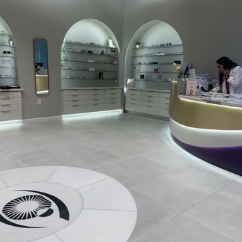 VISIONAIRE OPTOMETRY SPA - Updated April 2025 - 53 Photos & 79 Reviews ...