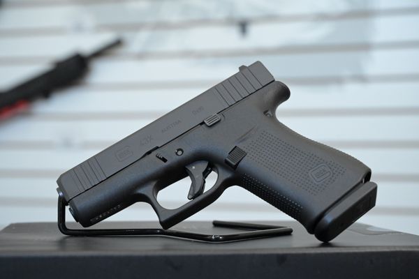 SILVERBACK GUNS AND AMMUNITION - Updated September 2025 - 12 Photos ...