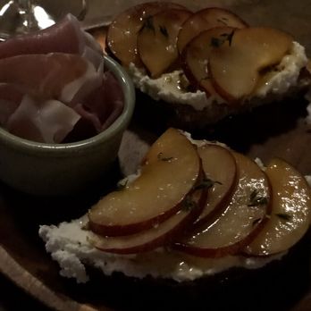 GINGER RABBIT JAZZ LOUNGE - Updated August 2024 - 93 Photos & 62 ...