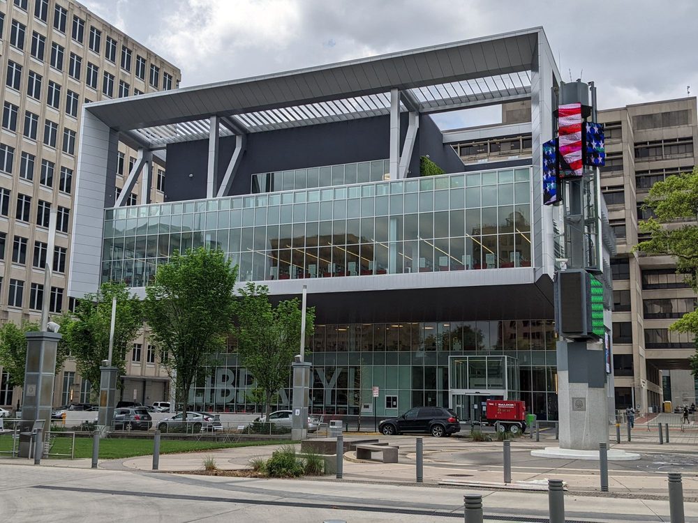 EBRPL - RIVER CENTER BRANCH LIBRARY - 51 Photos - 447 3rd St, Baton ...