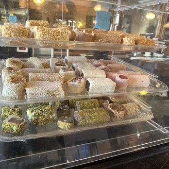 ZAYTOONA - Updated September 2025 - 458 Photos & 589 Reviews - 129 W ...