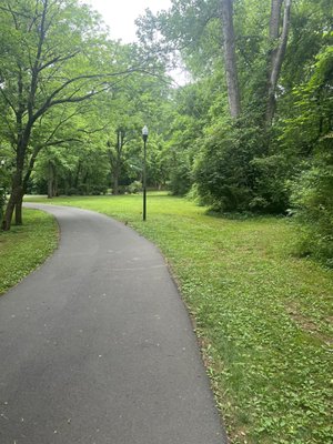 SANDY SPRINGS PARK - Updated December 2025 - 52 Photos - 702 Best St ...