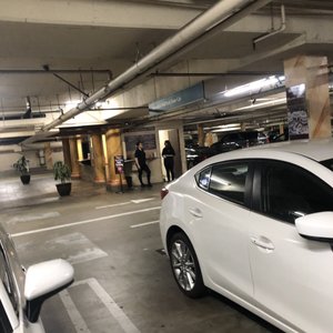 ENCINO PLACE - 25 Photos & 59 Reviews - 16101 Ventura Blvd, Encino ...