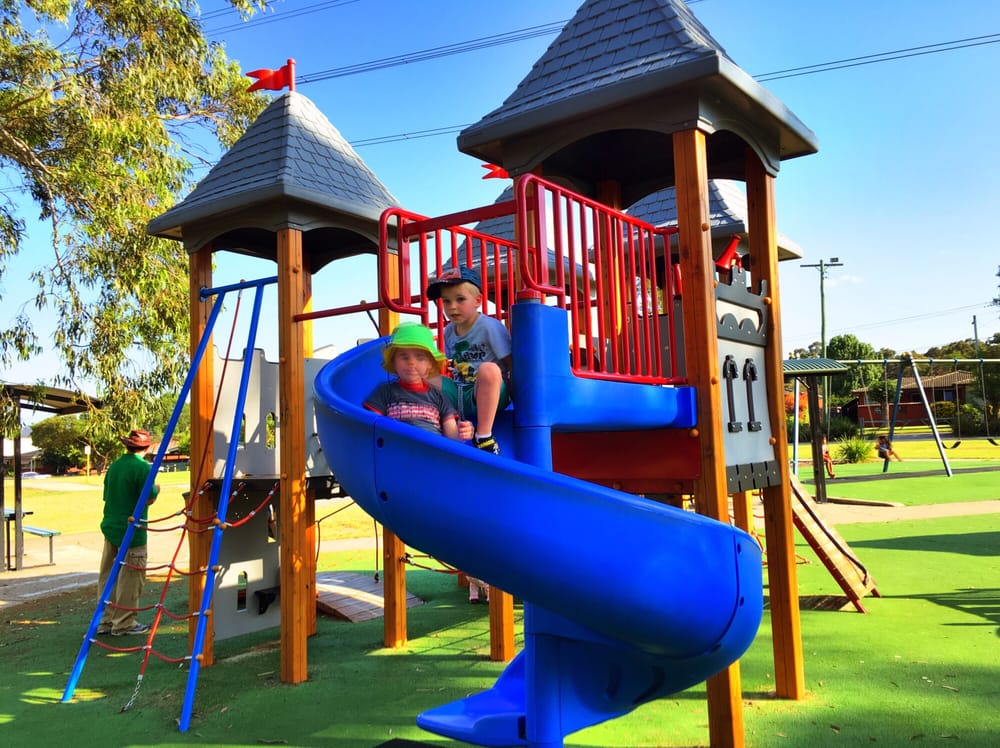 REYNOLDS PARK - Updated July 2025 - 19-21 Chanel St, Toongabbie New ...