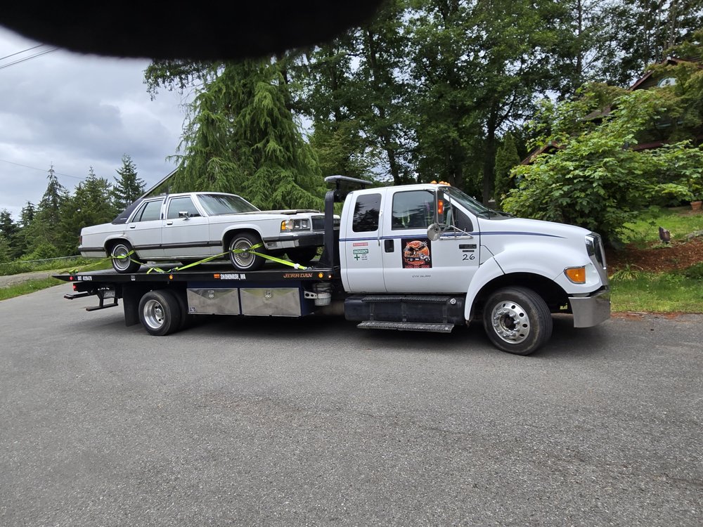 HAWKS TOWING - Updated December 2025 - 20 Photos - Snohomish ...