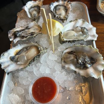 SALTY GIRLS - SEQUIM SEAFOOD - Updated July 2024 - 391 Photos & 405 ...