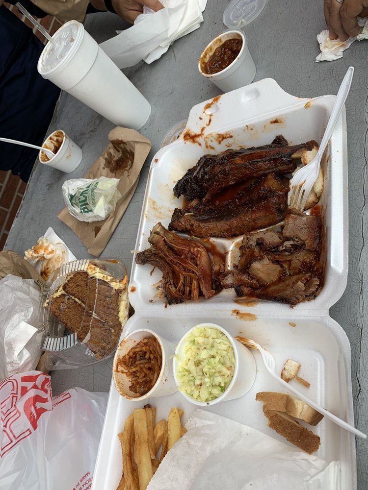 INTERSTATE BARBECUE - 247 Photos & 359 Reviews - Barbeque - 2265 S 3rd ...