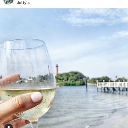 JETTY’S WATERFRONT RESTAURANT - Updated January 2026 - 319 Photos & 557 ...