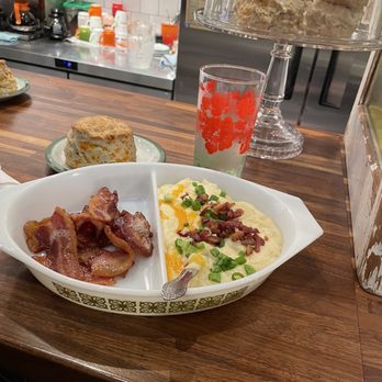 SALT BLOCK BISCUIT COMPANY - Updated May 2024 - 162 Photos & 75 Reviews ...