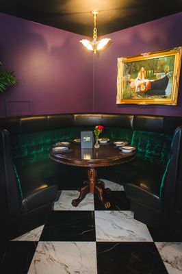 FALCON’S LAIR - Updated October 2025 - 677 Photos & 422 Reviews - 1225 ...