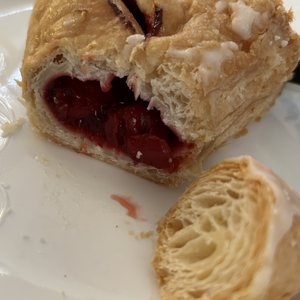 GREAT BUNS BAKERY - 429 Photos & 274 Reviews - 3270 E Tropicana Ave ...