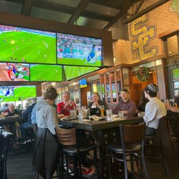 HAMLIN PUB - Updated December 2025 - 54 Photos & 63 Reviews - 1488 N ...