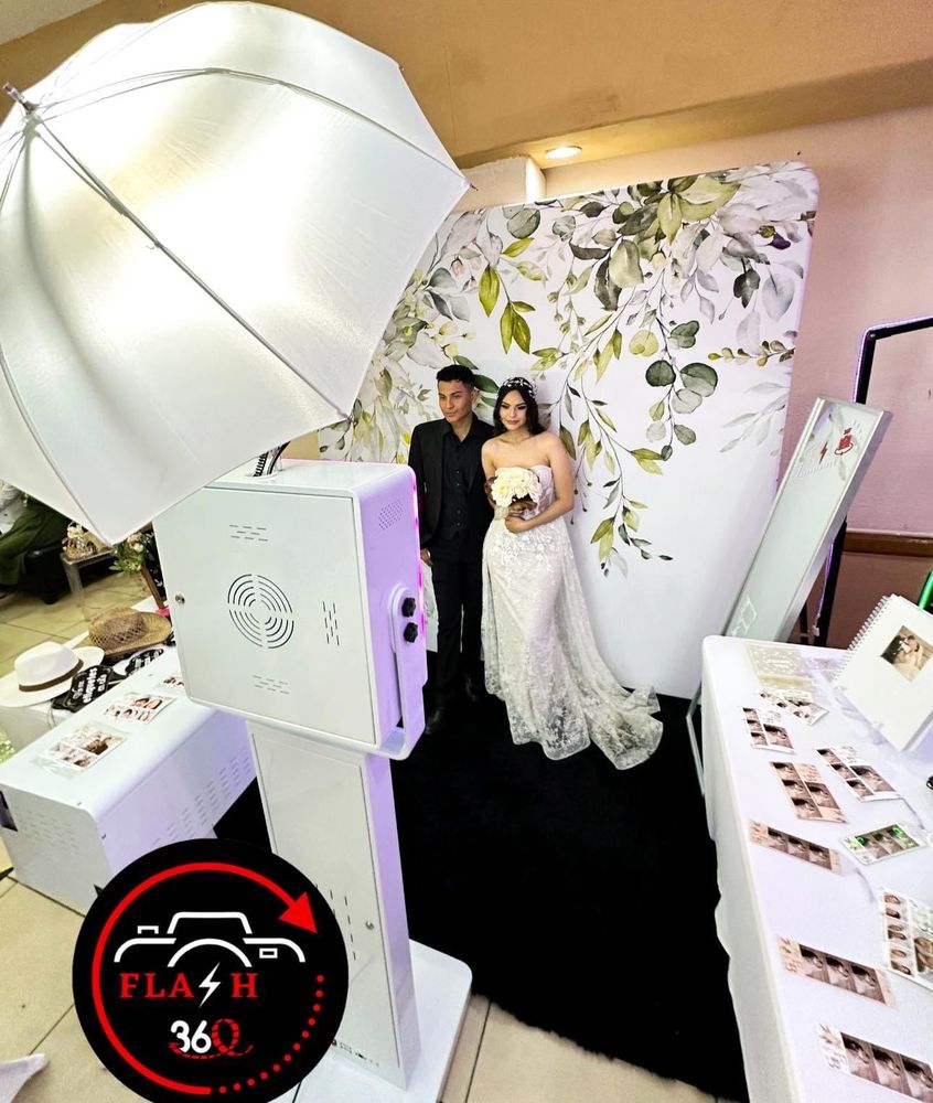 FLASH 360 VIDEO BOOTH - Updated August 2025 - Request Information - 28 Photos - 1493 E 27th Pl ...