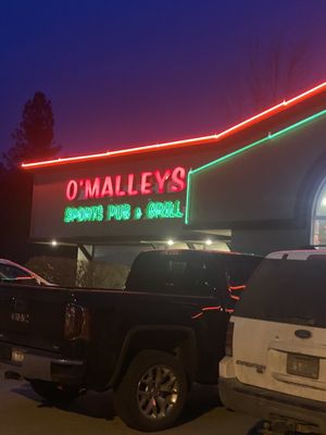 O’MALLEYS SPORTS PUB & GRILL - Updated December 2024 - 30 Photos & 65 ...