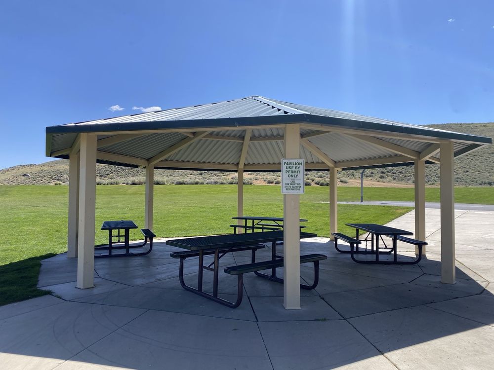 HIGHLAND RANCH PARK - Updated May 2024 - 13 Photos - 5933 Begonia Ct ...