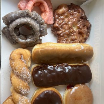 MASTER DONUTS - Updated December 2025 - 28 Photos & 17 Reviews - 6714 ...