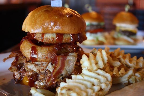 CRAFT BURGER BAR - 354 Photos & 222 Reviews - 2947 Shore Dr, Virginia ...