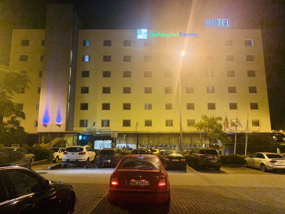 HOLIDAY INN EXPRESS - Updated August 2024 - Av. Dom Félix Niza Ribeiro ...