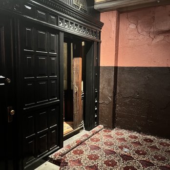 HOTEL GREENE - Updated June 2024 - 550 Photos & 150 Reviews - 508 E ...