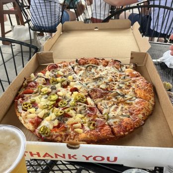 ZUKEY LAKE TAVERN - Updated January 2026 - 98 Photos & 277 Reviews ...