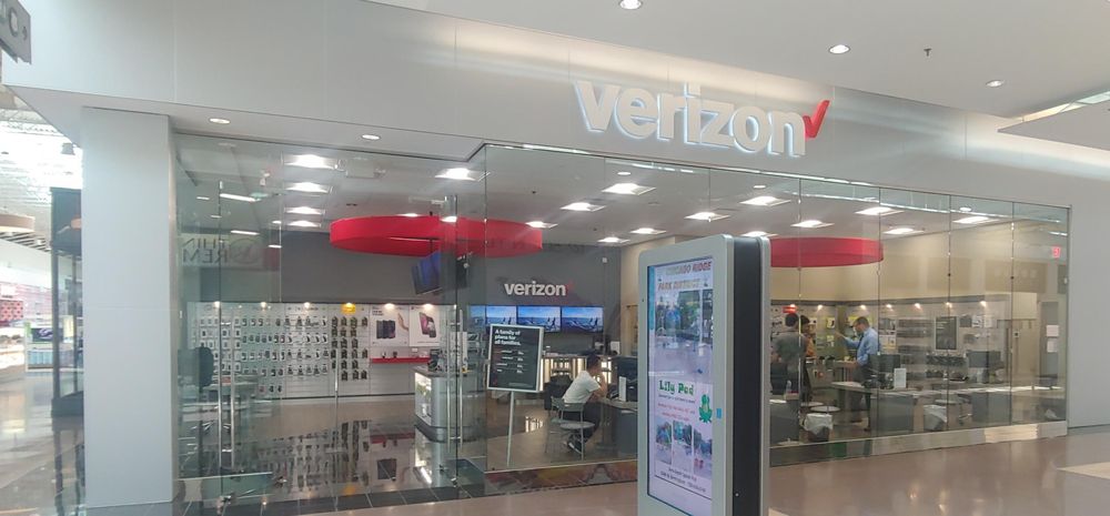 VERIZON - Updated April 2025 - 14 Reviews - 290 Chicago Ridge Mall Spc ...