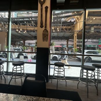 CLEO’S - Updated December 2025 - 157 Photos & 112 Reviews - 190 N Wells ...