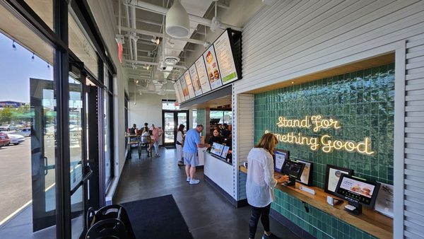 SHAKE SHACK COSTA MESA - Updated February 2026 - 160 Photos & 152 Reviews - 329 East 17th St ...