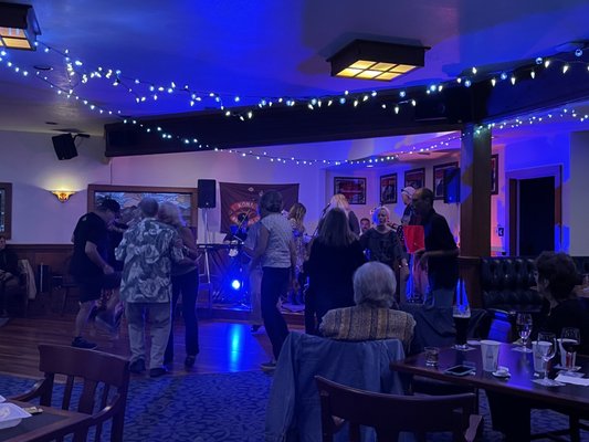 LAVA LOUNGE - Updated June 2025 - 41 Photos & 14 Reviews - Crater Rim ...