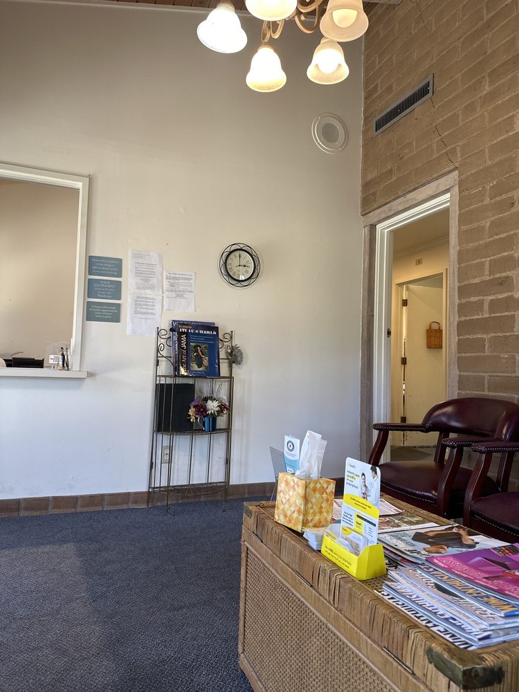 JOSEPH J WALTERS, MD - Updated June 2026 - 55 Reviews - 12961 Village ...