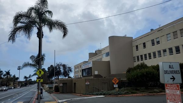 VENTURA COUNTY MEDICAL CENTER - Updated December 2025 - 127 Photos ...