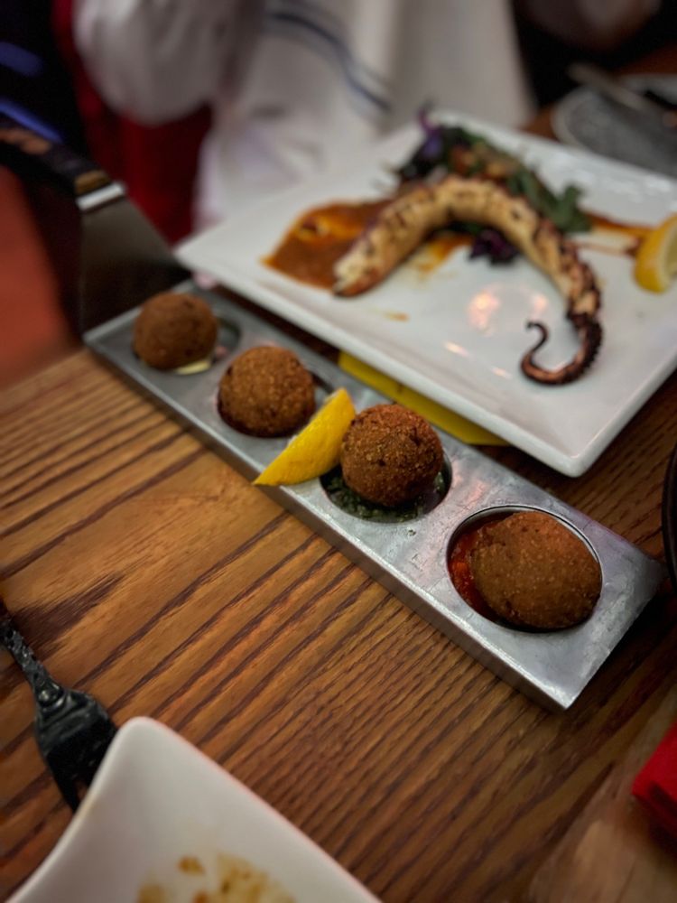 CAFE SEVILLA - Updated January 2025 - 5181 Photos & 4568 Reviews - 353 ...