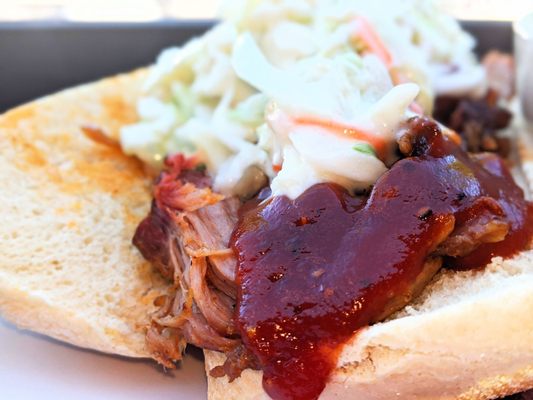 THE BONE YARD BAR & GRILL - 561 Photos & 1039 Reviews - 560 Pine Knot ...