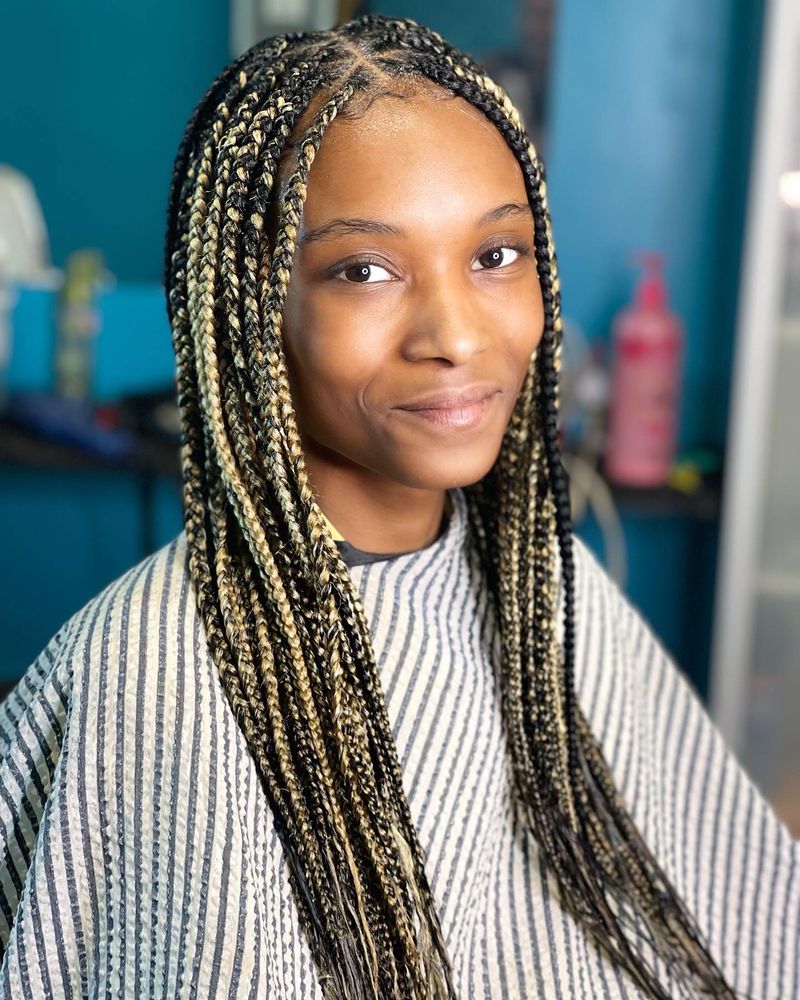 THE BRAIDS LOUNGE BY MOOO - Updated July 2025 - 11 Photos - 147 W 95th ...