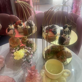 SPIRIT MADE CAKES - Updated September 2024 - 342 Photos & 89 Reviews ...