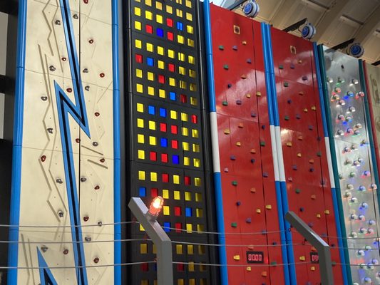 REXCENTER VEGAS Las Vegas, NV - Updated November 2024 - 93 Photos & 112 ...