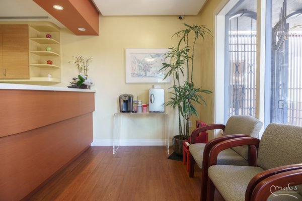 ANGELA AN, DDS - Updated December 2025 - 56 Reviews - 255 N San Mateo ...