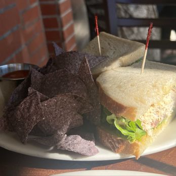 LOTUS CAFE & JUICE BAR - Updated February 2025 - 769 Photos & 989 ...