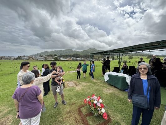 HAWAIIAN MEMORIAL PARK MORTUARY - Updated December 2025 - 338 Photos ...