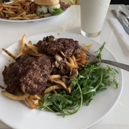 UPSCALE RIO - Updated November 2025 - 91 Photos & 92 Reviews - 1520 ...