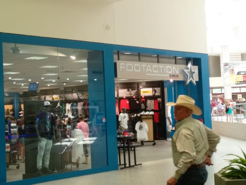FOOTACTION - 6001 W Waco Dr, Waco, Texas - Shoe Stores - Phone Number ...