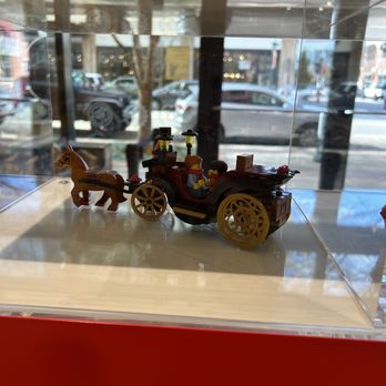 THE LEGO STORE - Updated December 2025 - 59 Photos - 172 Central Park ...