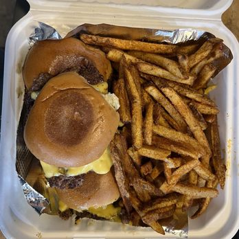 OVER THE CUSE DELI AND GRILL - Updated May 2025 - 34 Photos & 43 ...