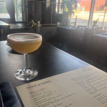 FLOUR & BARREL - Updated October 2025 - 125 Photos & 70 Reviews - 400 W ...