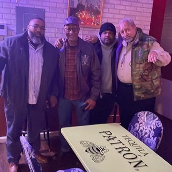 ZODIAC LOUNGE - Updated October 2025 - 3517 N Grand Blvd, Saint Louis ...