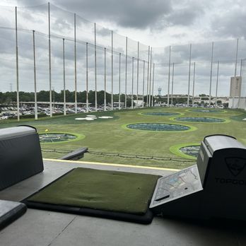 TOPGOLF - Updated July 2024 - 1067 Photos & 950 Reviews - 1030 Memorial ...
