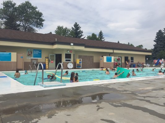 GROSVENOR OUTDOOR POOL - Updated October 2025 - 1 Grenfell Avenue, St ...